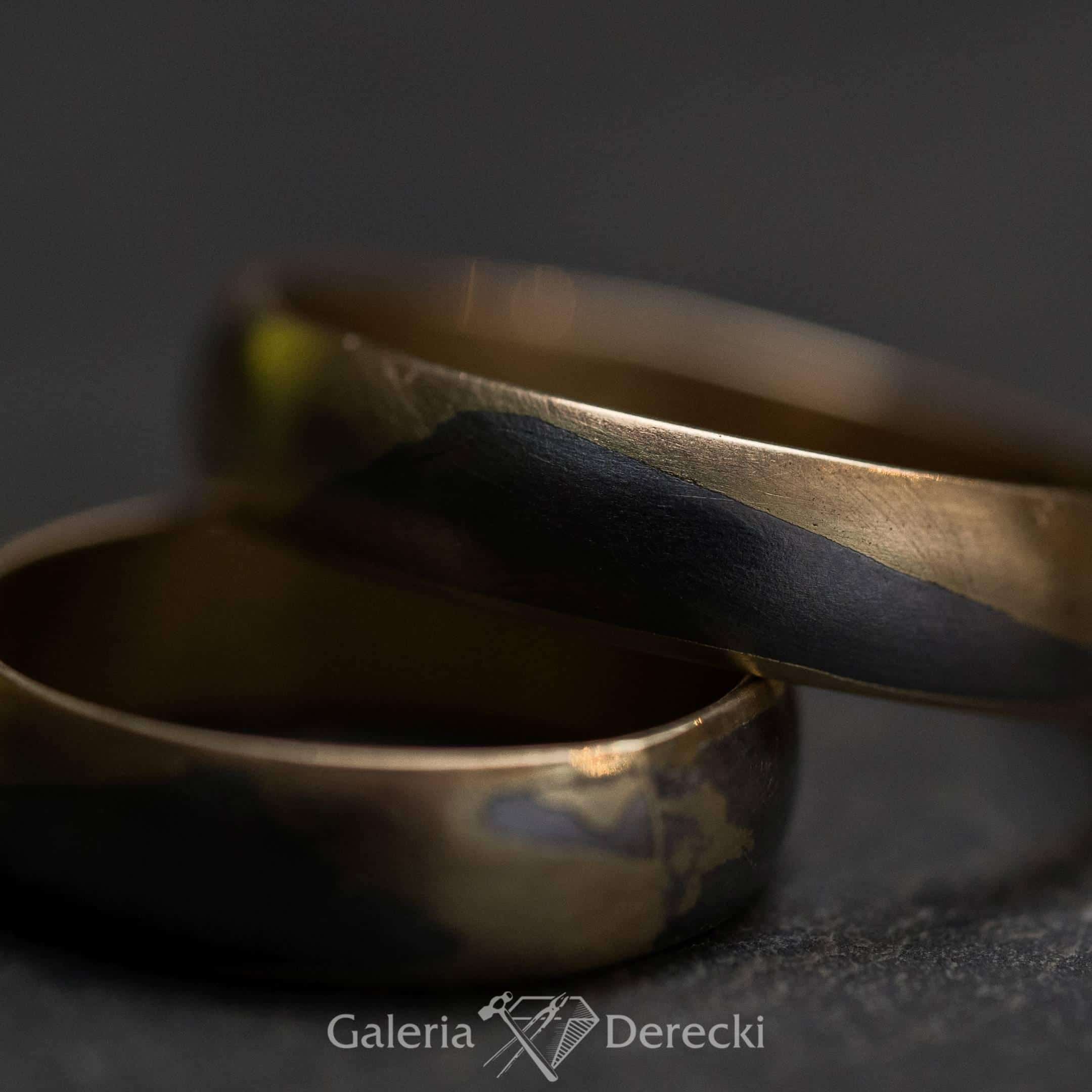 Galeria Derecki - sklep - Obrączki z meteorytu i nietypowa biżuteria ślubna